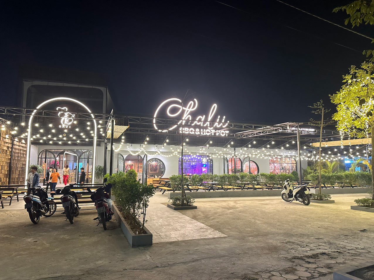 Dự án biển hiệu - trang trí chuỗi nhà hàng Chalii - Red Sun